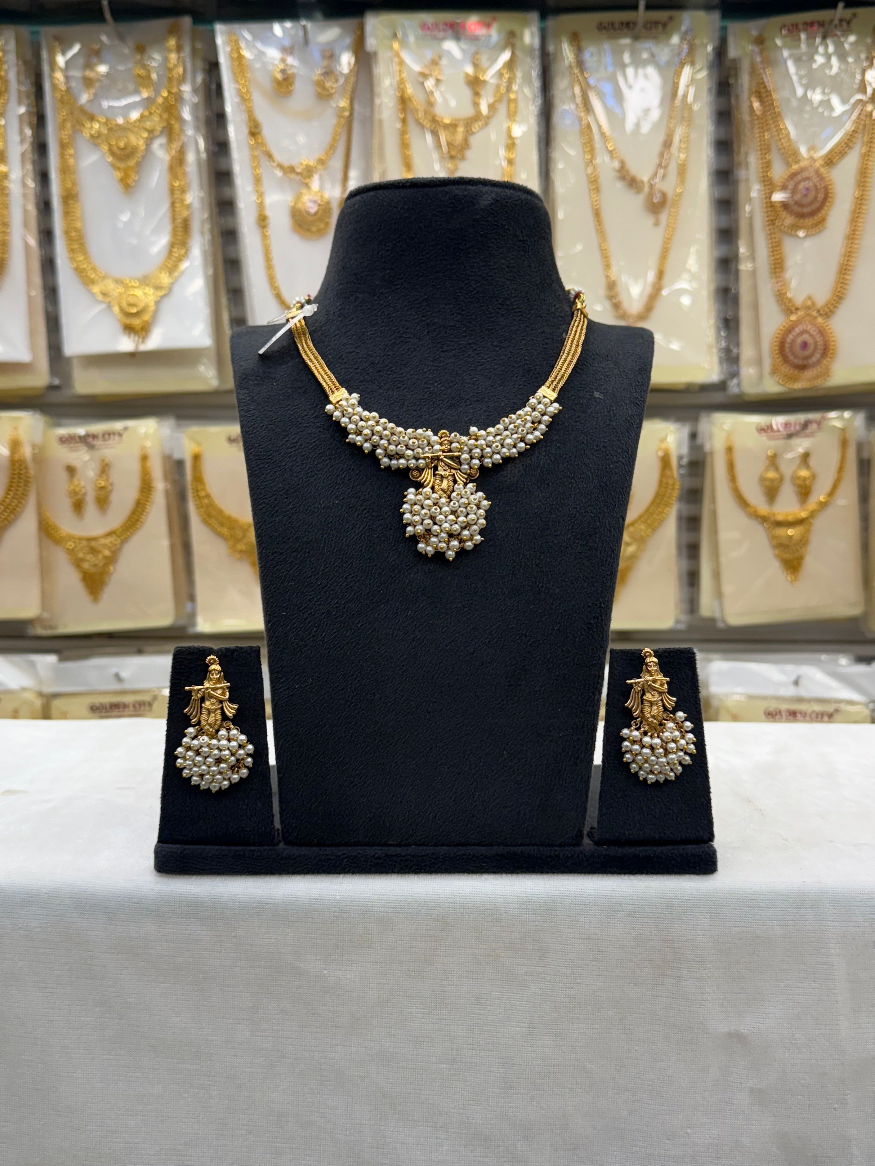 Pearl Work Premium Necklace | Saleem Fancy Store